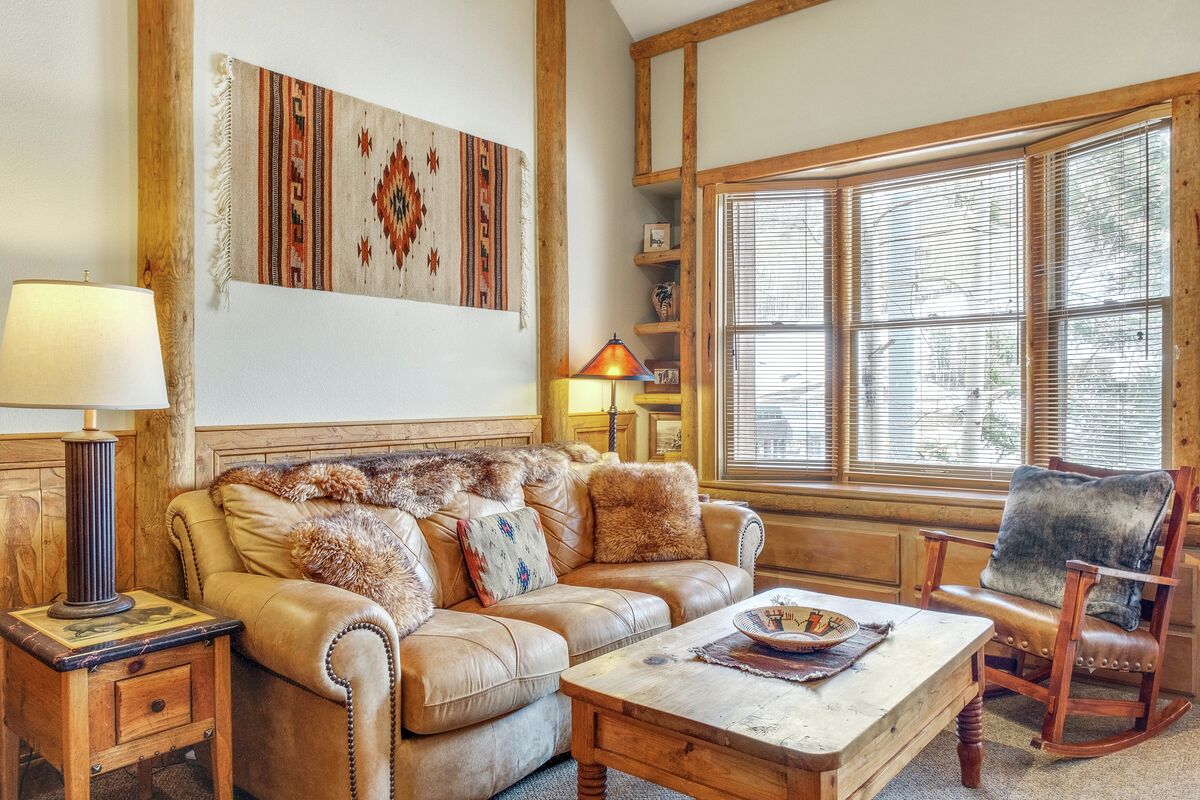 Columbia Place Ski Lodging - Condo at Telluride