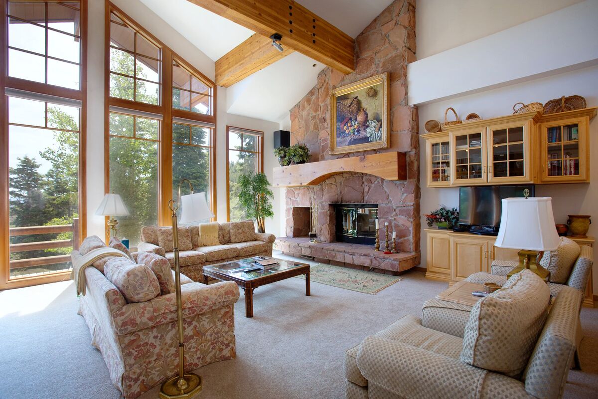 Stag Lodge Ski Lodging - Condo at Deer Valley Resort